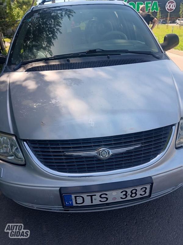 Chrysler Voyager 2002 in Radviliskis, with an engine capacity of 2.50 L and mileage of 278 thousand km for 860 €, photo 1 on AUTOMOTO.COM.LV
