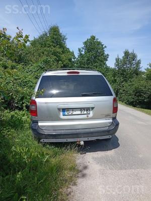Chrysler Voyager 2003 Rīga, ar dzinēja tilpumu 2.50 L un nobraukumu 309 tūkst. km par 700 €, foto 3 vietnē AUTOMOTO.COM.LV