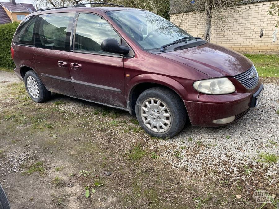 Chrysler Voyager 2003 Pakruojis, ar dzinēja tilpumu 2.50 L un nobraukumu 320 tūkst. km par 600 €, foto 2 vietnē AUTOMOTO.COM.LV