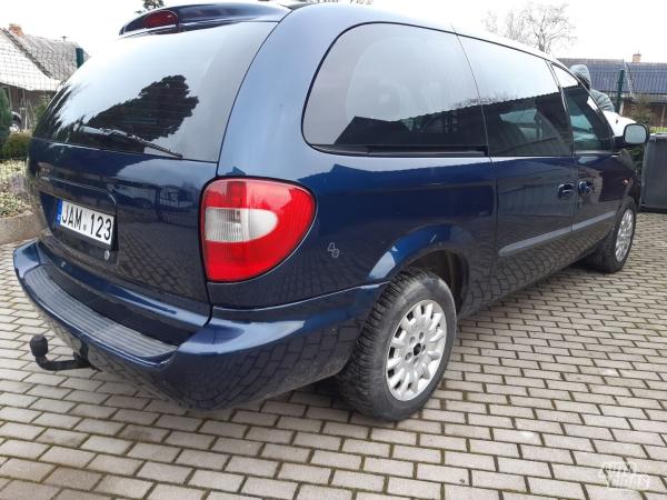 Chrysler Voyager 2003 in Joniskis, with an engine capacity of 2.50 L and mileage of 300 thousand km for 1650 €, photo 3 on AUTOMOTO.COM.LV