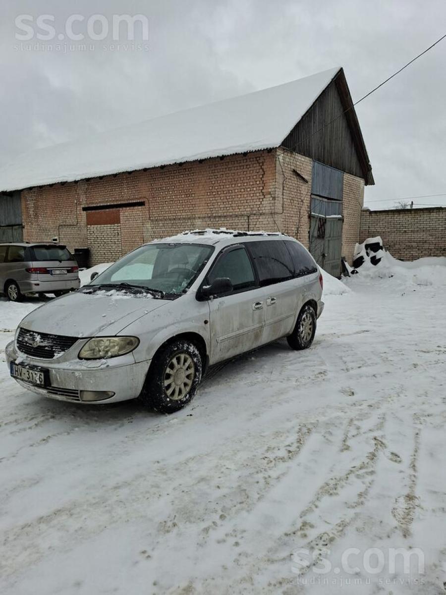 Chrysler Voyager 2003 Daugavpils, ar dzinēja tilpumu 2.50 L un nobraukumu 295 tūkst. km par 700 €, foto 6 vietnē AUTOMOTO.COM.LV