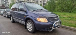 Chrysler Voyager 2003 in Vilnius, with an engine capacity of 2.50 L and mileage of 410 thousand km for 1500 €, photo 3 on AUTOMOTO.COM.LV