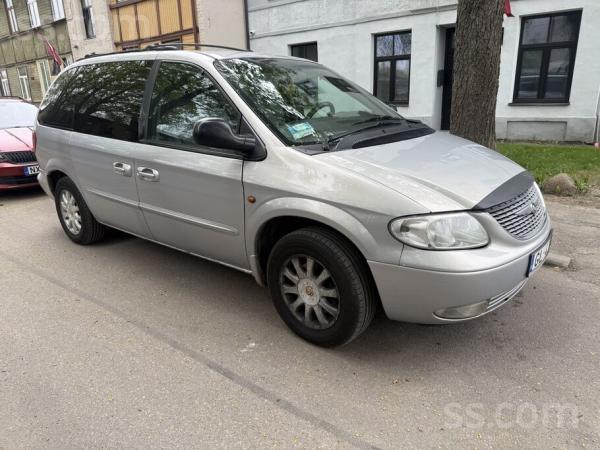 Крайслер Вояджер 2003 в Рига, объемом двигателя 3.30 л и пробегом 367 тыс. км за 700 €, фото 2 на AUTOMOTO.COM.LV