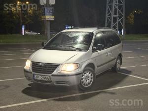 Chrysler Voyager 2004 in Riga, with an engine capacity of 2.40 L and mileage of 248 thousand km for 2000 €, photo  on AUTOMOTO.COM.LV