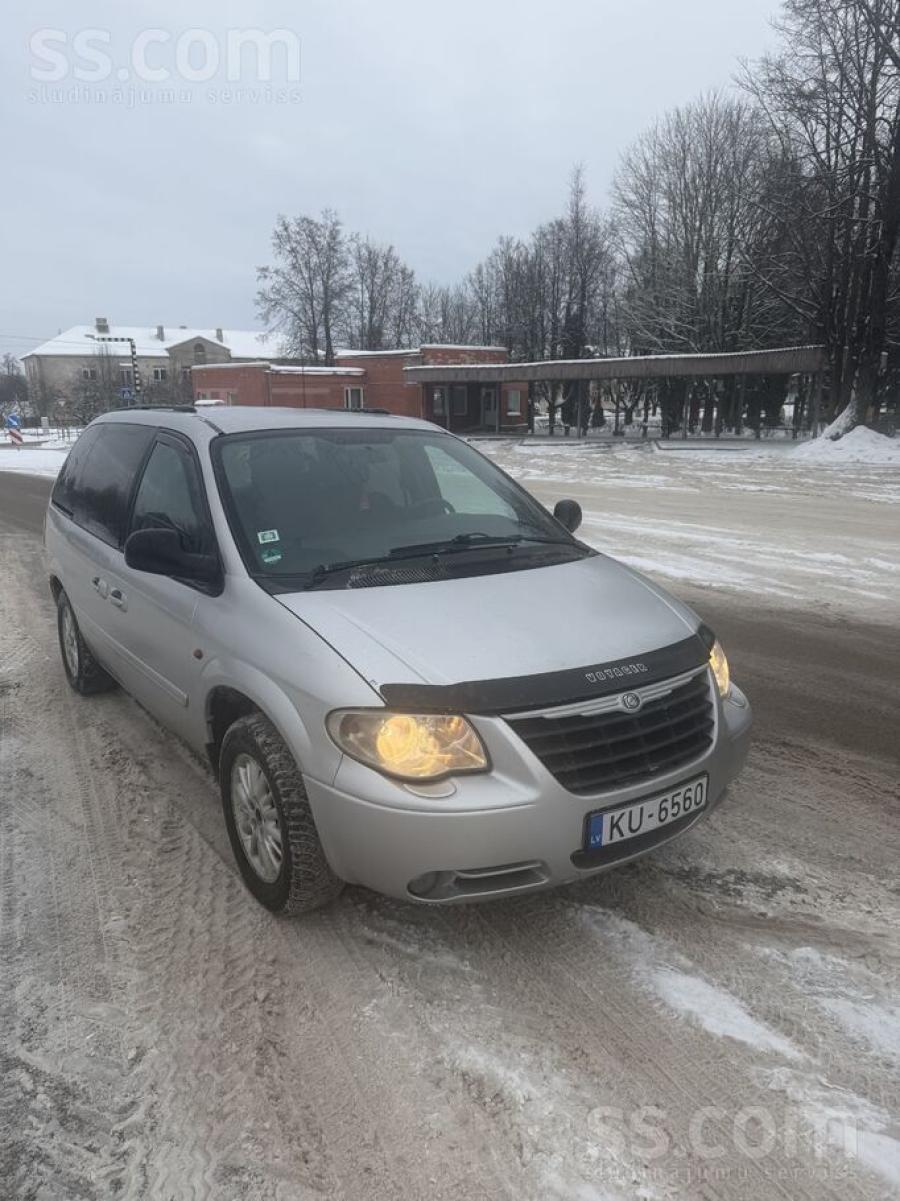 Chrysler Voyager 2005 Rēzekne, ar dzinēja tilpumu 2.80 L un nobraukumu 350 tūkst. km par 990 €, foto 1 vietnē AUTOMOTO.COM.LV
