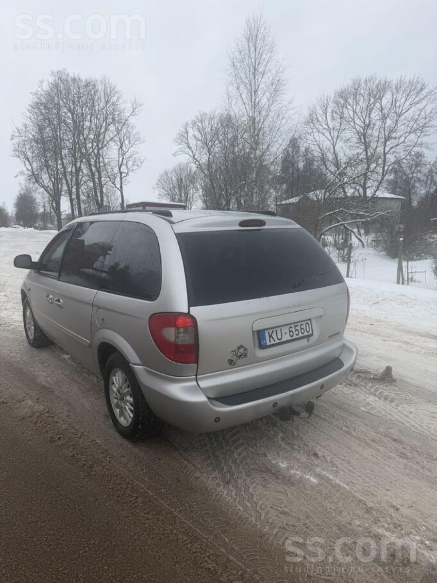 Chrysler Voyager 2005 Rēzekne, ar dzinēja tilpumu 2.80 L un nobraukumu 350 tūkst. km par 990 €, foto 6 vietnē AUTOMOTO.COM.LV