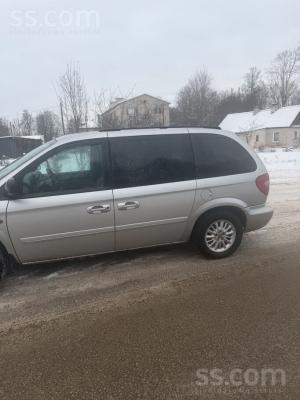 Chrysler Voyager 2005 Rēzekne, ar dzinēja tilpumu 2.80 L un nobraukumu 350 tūkst. km par 990 €, foto 7 vietnē AUTOMOTO.COM.LV