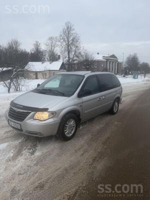 Chrysler Voyager 2005 Rēzekne, ar dzinēja tilpumu 2.80 L un nobraukumu 350 tūkst. km par 990 €, foto 9 vietnē AUTOMOTO.COM.LV