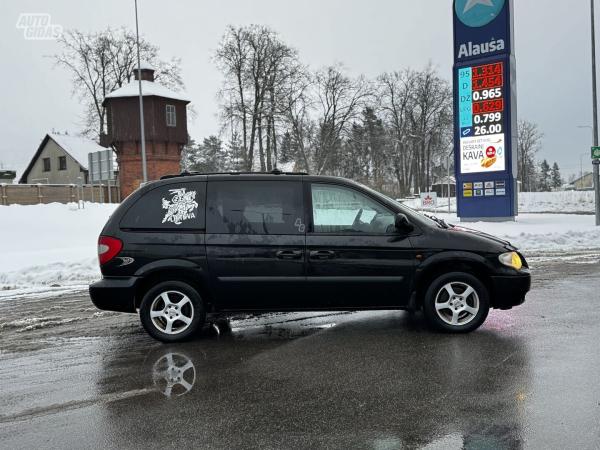 Chrysler Voyager 2005 in Utena, with an engine capacity of 2.50 L and mileage of 259 thousand km for 1250 €, photo 4 on AUTOMOTO.COM.LV