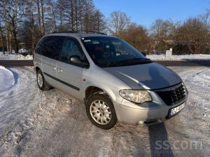 Chrysler Voyager 2005 Jūrmala, ar dzinēja tilpumu 2.50 L un nobraukumu 425 tūkst. km par 1300 €, foto 2 vietnē AUTOMOTO.COM.LV