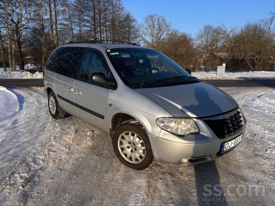 Chrysler Voyager 2005 Jūrmala, ar dzinēja tilpumu 2.50 L un nobraukumu 425 tūkst. km par 1300 €, foto 2 vietnē AUTOMOTO.COM.LV