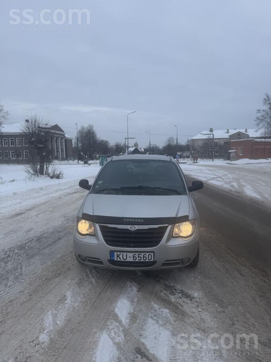 Крайслер Вояджер 2005 в Резекне, объемом двигателя 2.80 л и пробегом 350 тыс. км за 750 €, фото 11 на AUTOMOTO.COM.LV