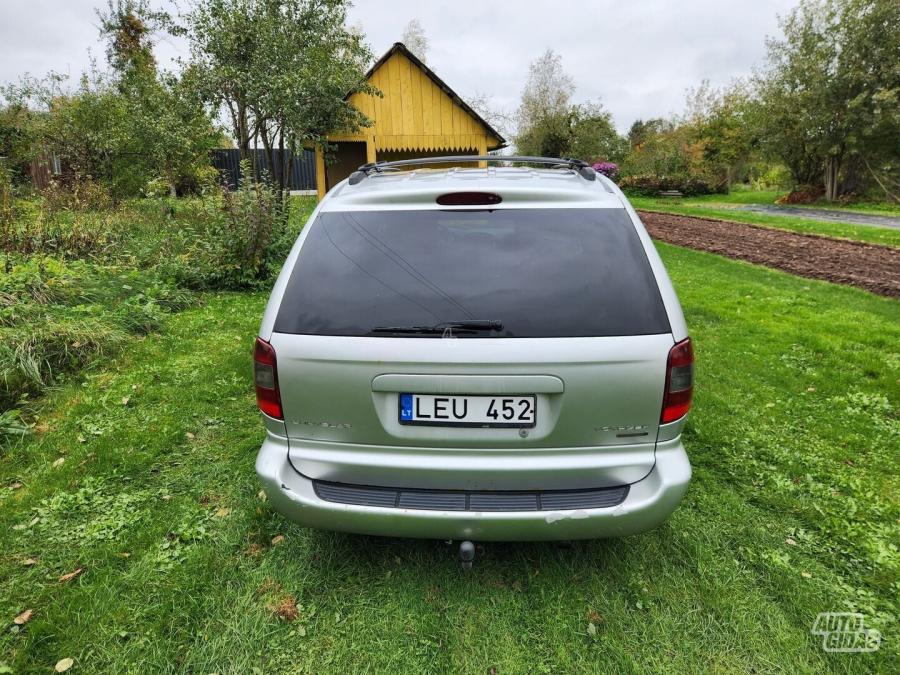 Chrysler Voyager 2005 Ukmergė, ar dzinēja tilpumu 2.80 L un nobraukumu 330 tūkst. km par 700 €, foto 7 vietnē AUTOMOTO.COM.LV