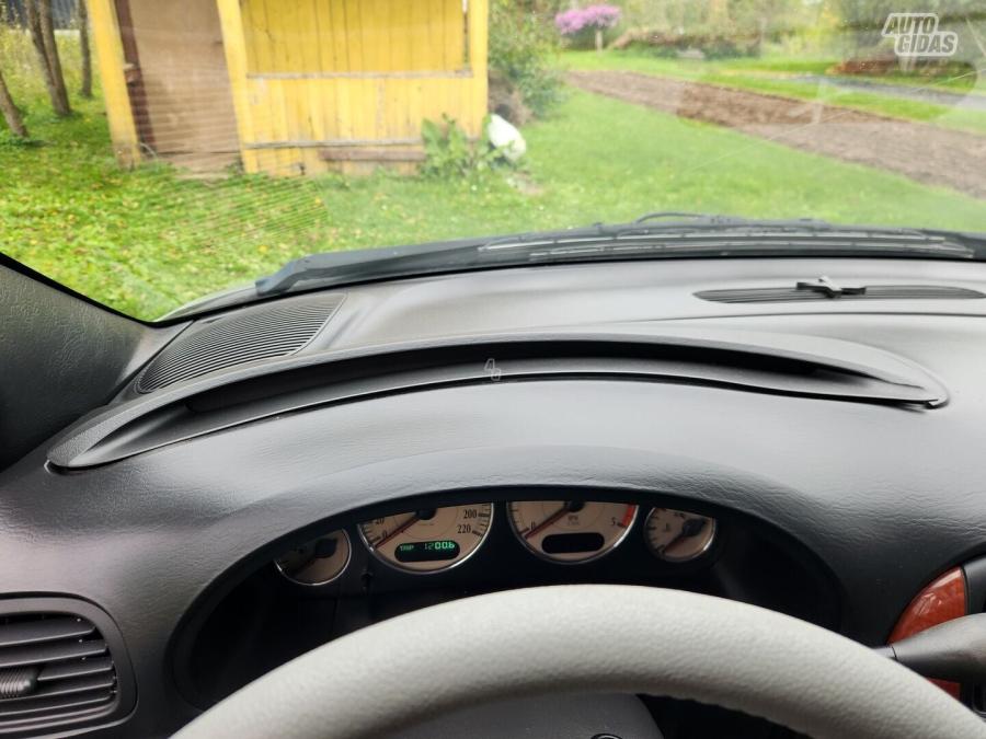 Chrysler Voyager 2005 Ukmergė, ar dzinēja tilpumu 2.80 L un nobraukumu 330 tūkst. km par 700 €, foto 8 vietnē AUTOMOTO.COM.LV