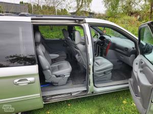 Chrysler Voyager 2005 Ukmergė, ar dzinēja tilpumu 2.80 L un nobraukumu 330 tūkst. km par 700 €, foto 12 vietnē AUTOMOTO.COM.LV
