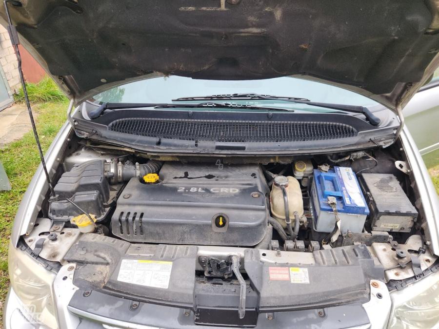Chrysler Voyager 2005 Ukmergė, ar dzinēja tilpumu 2.80 L un nobraukumu 330 tūkst. km par 700 €, foto 22 vietnē AUTOMOTO.COM.LV