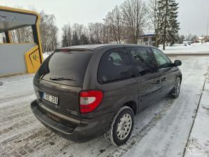 Chrysler Voyager 2006 in Radviliskis, with an engine capacity of 2.80 L and mileage of 400 thousand km for 550 €, photo 3 on AUTOMOTO.COM.LV