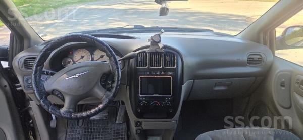 Chrysler Voyager 2006 Rīga, ar dzinēja tilpumu 2.80 L un nobraukumu 296 tūkst. km par 1100 €, foto 7 vietnē AUTOMOTO.COM.LV
