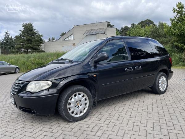 Chrysler Voyager 2006 in Vilnius, with an engine capacity of 2.80 L and mileage of 250 thousand km for 750 €, photo 2 on AUTOMOTO.COM.LV