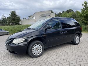 Chrysler Voyager 2006 in Vilnius, with an engine capacity of 2.80 L and mileage of 250 thousand km for 750 €, photo 3 on AUTOMOTO.COM.LV