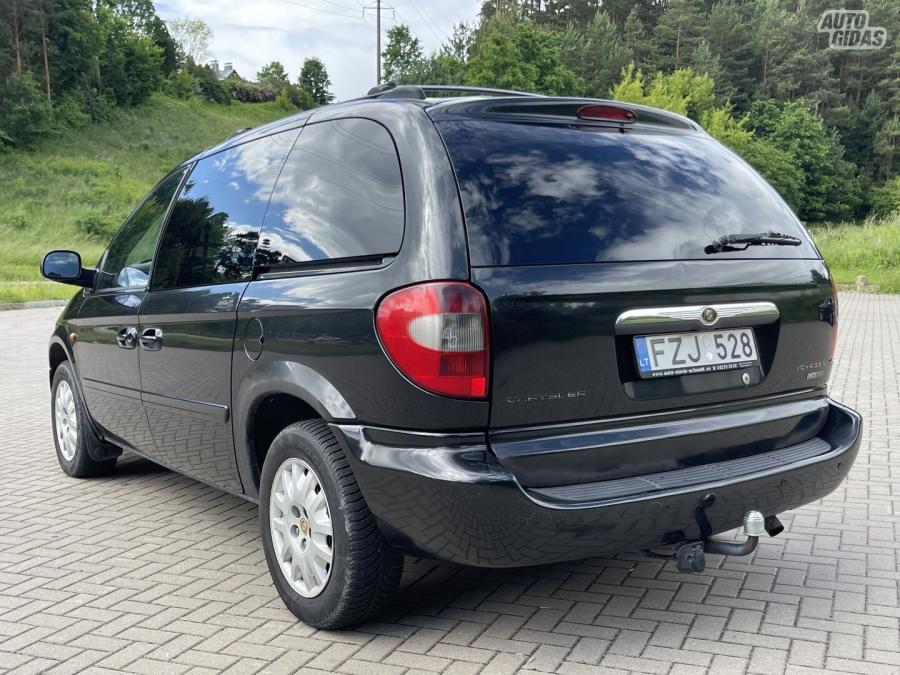 Chrysler Voyager 2006 in Vilnius, with an engine capacity of 2.80 L and mileage of 250 thousand km for 750 €, photo 10 on AUTOMOTO.COM.LV