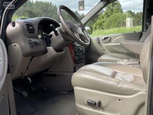 Chrysler Voyager 2006 in Vilnius, with an engine capacity of 2.80 L and mileage of 250 thousand km for 750 €, photo 14 on AUTOMOTO.COM.LV
