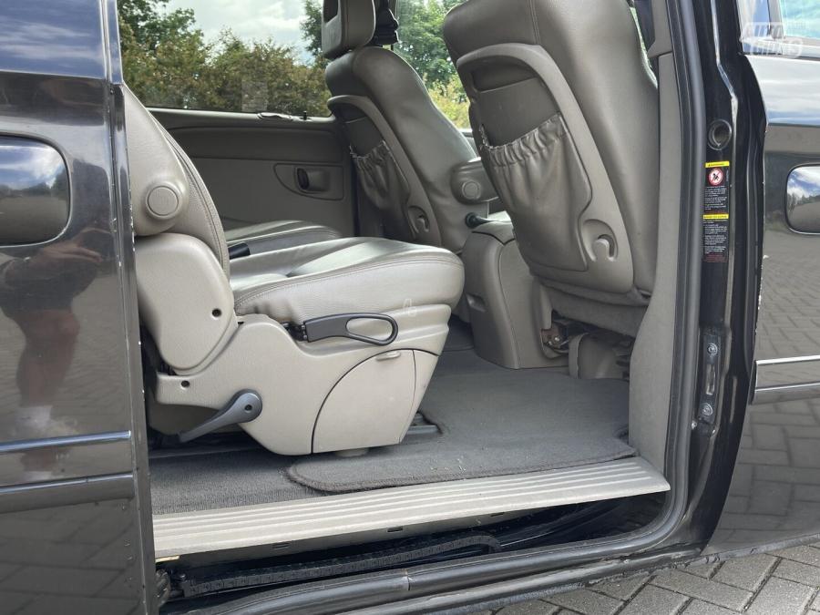 Chrysler Voyager 2006 in Vilnius, with an engine capacity of 2.80 L and mileage of 250 thousand km for 750 €, photo 18 on AUTOMOTO.COM.LV