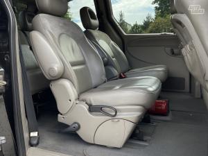 Chrysler Voyager 2006 in Vilnius, with an engine capacity of 2.80 L and mileage of 250 thousand km for 750 €, photo 20 on AUTOMOTO.COM.LV