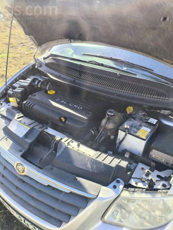 Chrysler Voyager 2006 in Riga, with an engine capacity of 2.80 L and mileage of 244 thousand km for 3600 €, photo 8 on AUTOMOTO.COM.LV