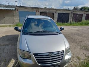 Chrysler Voyager 2007 Rīga, ar dzinēja tilpumu 2.80 L un nobraukumu 243 tūkst. km par 2250 €, foto 10 vietnē AUTOMOTO.COM.LV