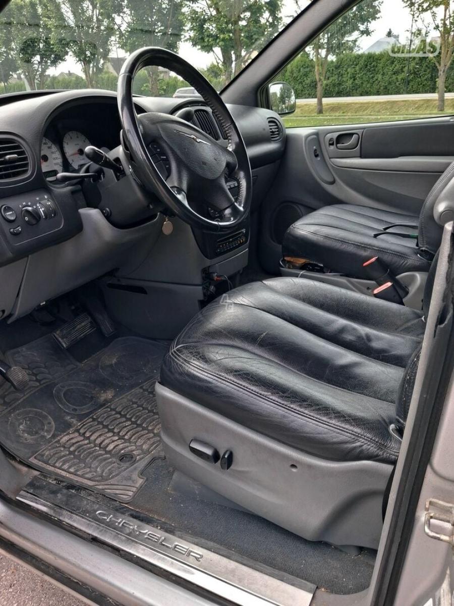 Chrysler Voyager 2007 Kauņa, ar dzinēja tilpumu 3.30 L un nobraukumu 250 tūkst. km par 1999 €, foto 6 vietnē AUTOMOTO.COM.LV
