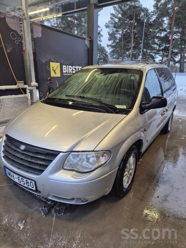 Chrysler Voyager 2008 Ogre, ar dzinēja tilpumu 2.80 L un nobraukumu 240 tūkst. km par 2000 €, foto 1 vietnē AUTOMOTO.COM.LV