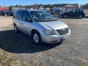 Chrysler Voyager 2008 Rīga, ar dzinēja tilpumu 2.80 L un nobraukumu 240 tūkst. km par 1900 €, foto 5 vietnē AUTOMOTO.COM.LV