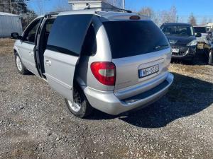 Chrysler Voyager 2008 Rīga, ar dzinēja tilpumu 2.80 L un nobraukumu 240 tūkst. km par 1900 €, foto 7 vietnē AUTOMOTO.COM.LV