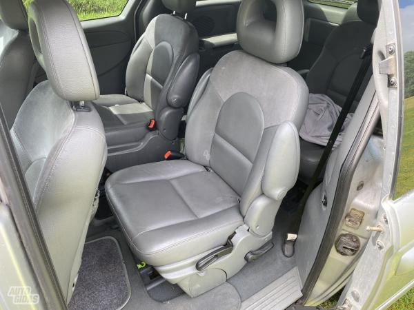 Chrysler Voyager 2008 in Vilnius, with an engine capacity of 2.80 L and mileage of 262 thousand km for 1750 €, photo 6 on AUTOMOTO.COM.LV