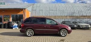 Red Chrysler Voyager 2001 in Valmiera, with an engine capacity of 2.40 L and mileage of 327 thousand km for 900 €, photo 3 on AUTOMOTO.COM.LV