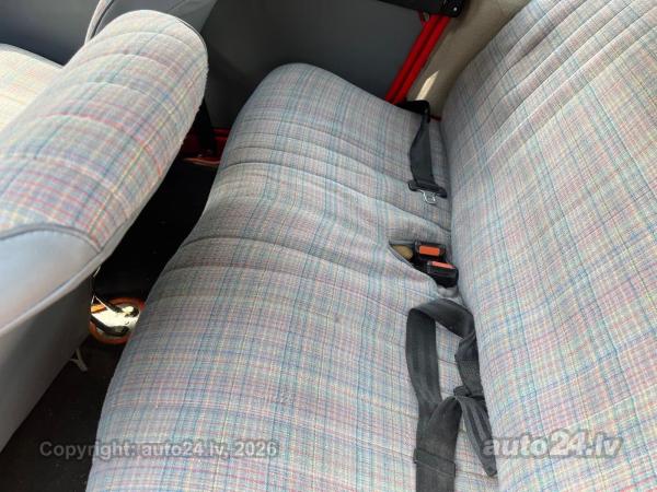 Sarkans Citroen 2CV 1987 Tallina, ar dzinēja tilpumu 0.60 L un nobraukumu 26 tūkst. km par 5000 €, foto 5 vietnē AUTOMOTO.COM.LV
