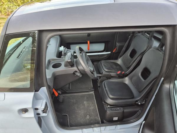 Pelēks Citroen AMI 2022 Kauņa, ar dzinēja tilpumu 0.00 L un nobraukumu 15 tūkst. km par 4500 €, foto 6 vietnē AUTOMOTO.COM.LV