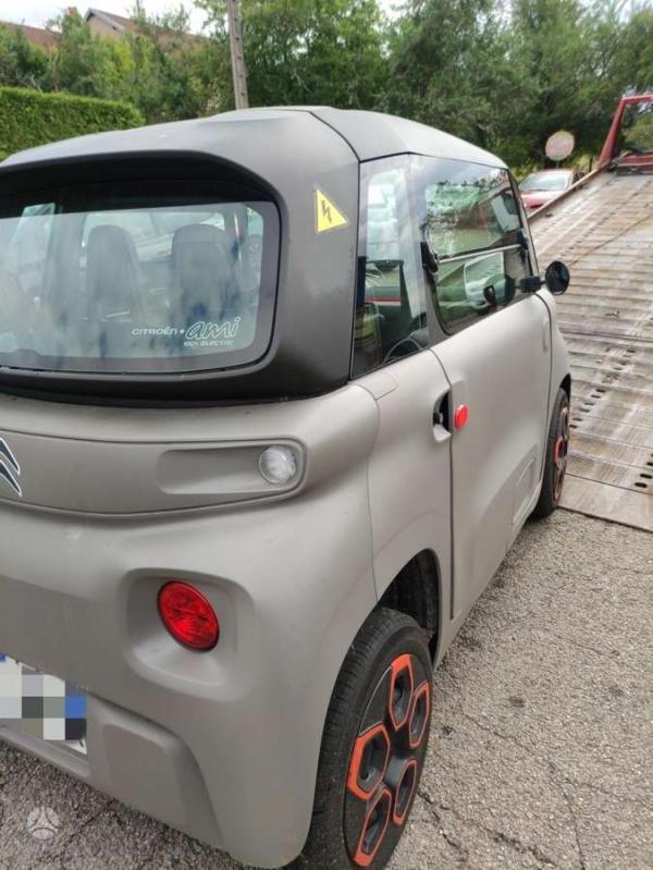 Pelēks Citroen AMI 2024 Kauņa, ar dzinēja tilpumu 0.00 L un nobraukumu 7 tūkst. km par 4500 €, foto 2 vietnē AUTOMOTO.COM.LV