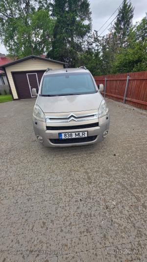 Beige Citroen Berlingo 2008 in Tallinn, with an engine capacity of 1.60 L and mileage of 0 thousand km for 2200 €, photo 9 on AUTOMOTO.COM.LV