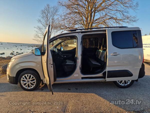 Smilšu krāsa Citroen Berlingo 2019 Tallina, ar dzinēja tilpumu 1.50 L un nobraukumu 142 tūkst. km par 11900 €, foto 5 vietnē AUTOMOTO.COM.LV