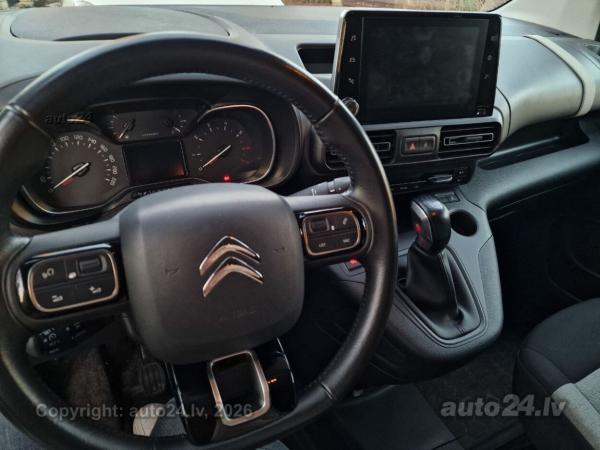 Smilšu krāsa Citroen Berlingo 2019 Tallina, ar dzinēja tilpumu 1.50 L un nobraukumu 142 tūkst. km par 11900 €, foto 9 vietnē AUTOMOTO.COM.LV