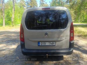 Smilšu krāsa Citroen Berlingo 2019 Pērnava, ar dzinēja tilpumu 1.20 L un nobraukumu 210 tūkst. km par 8300 €, foto 7 vietnē AUTOMOTO.COM.LV
