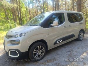 Smilšu krāsa Citroen Berlingo 2019 Pērnava, ar dzinēja tilpumu 1.20 L un nobraukumu 210 tūkst. km par 8300 €, foto 10 vietnē AUTOMOTO.COM.LV