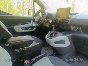 Smilšu krāsa Citroen Berlingo 2019 Pērnava, ar dzinēja tilpumu 1.20 L un nobraukumu 210 tūkst. km par 8300 €, foto 20 vietnē AUTOMOTO.COM.LV