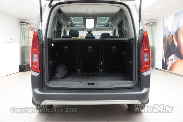 Smilšu krāsa Citroen Berlingo 2021 Tallina, ar dzinēja tilpumu 1.20 L un nobraukumu 49 tūkst. km par 16900 €, foto 7 vietnē AUTOMOTO.COM.LV