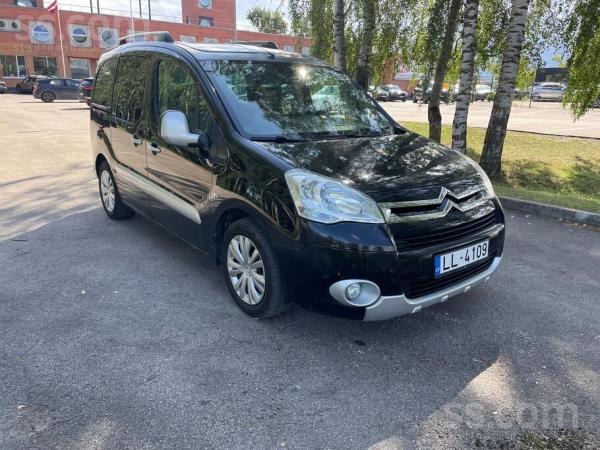 Melns Citroen Berlingo 2011 Rīga, ar dzinēja tilpumu 1.60 L un nobraukumu 298 tūkst. km par 2390 €, foto 2 vietnē AUTOMOTO.COM.LV