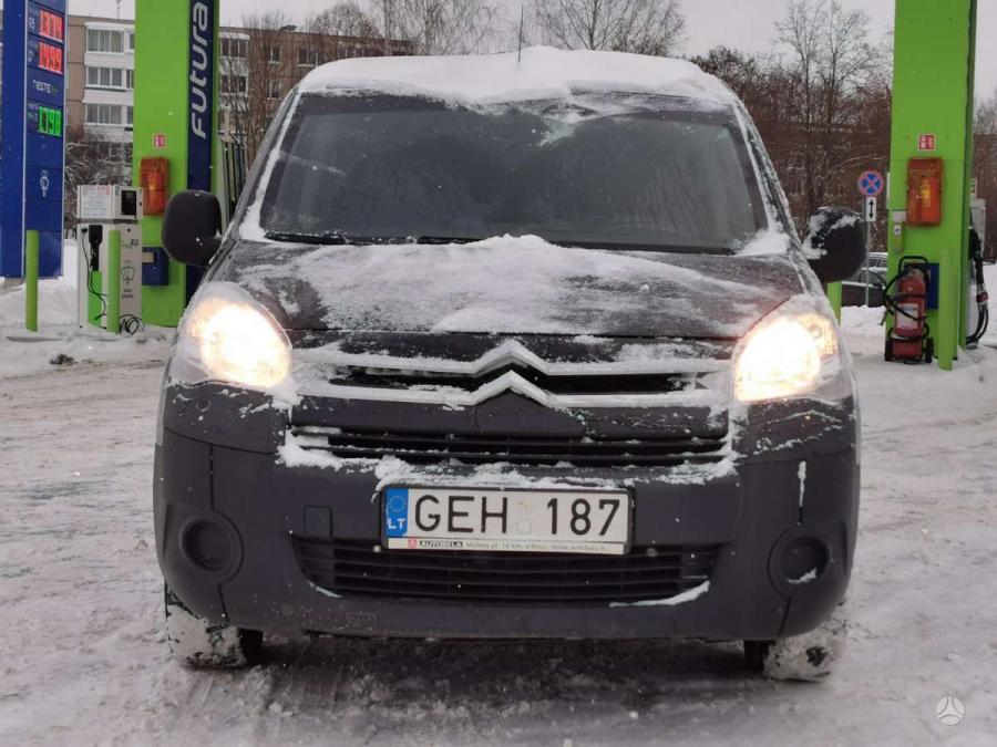 Black Citroen Berlingo 2008 in Vilnius, with an engine capacity of 1.60 L and mileage of 227 thousand km for 1150 €, photo 27 on AUTOMOTO.COM.LV