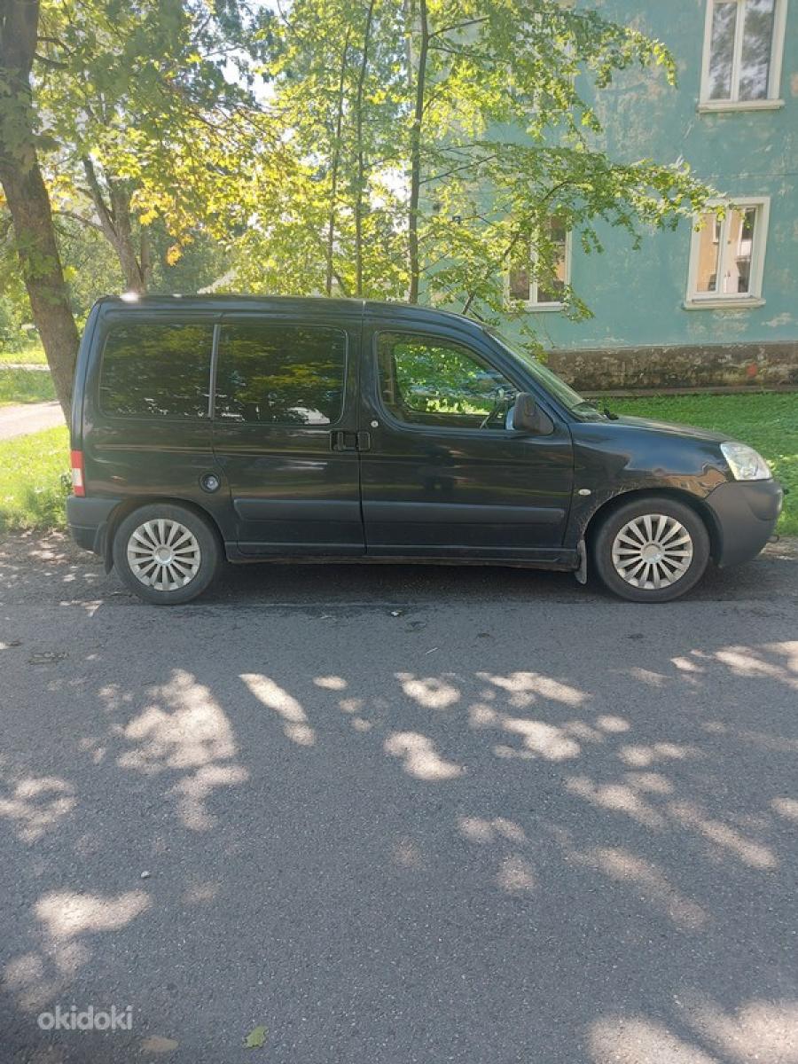 Black Citroen Berlingo 2008 in Kohtla-Jarve, with an engine capacity of 1.60 L and mileage of 372 thousand km for 888 €, photo 17 on AUTOMOTO.COM.LV