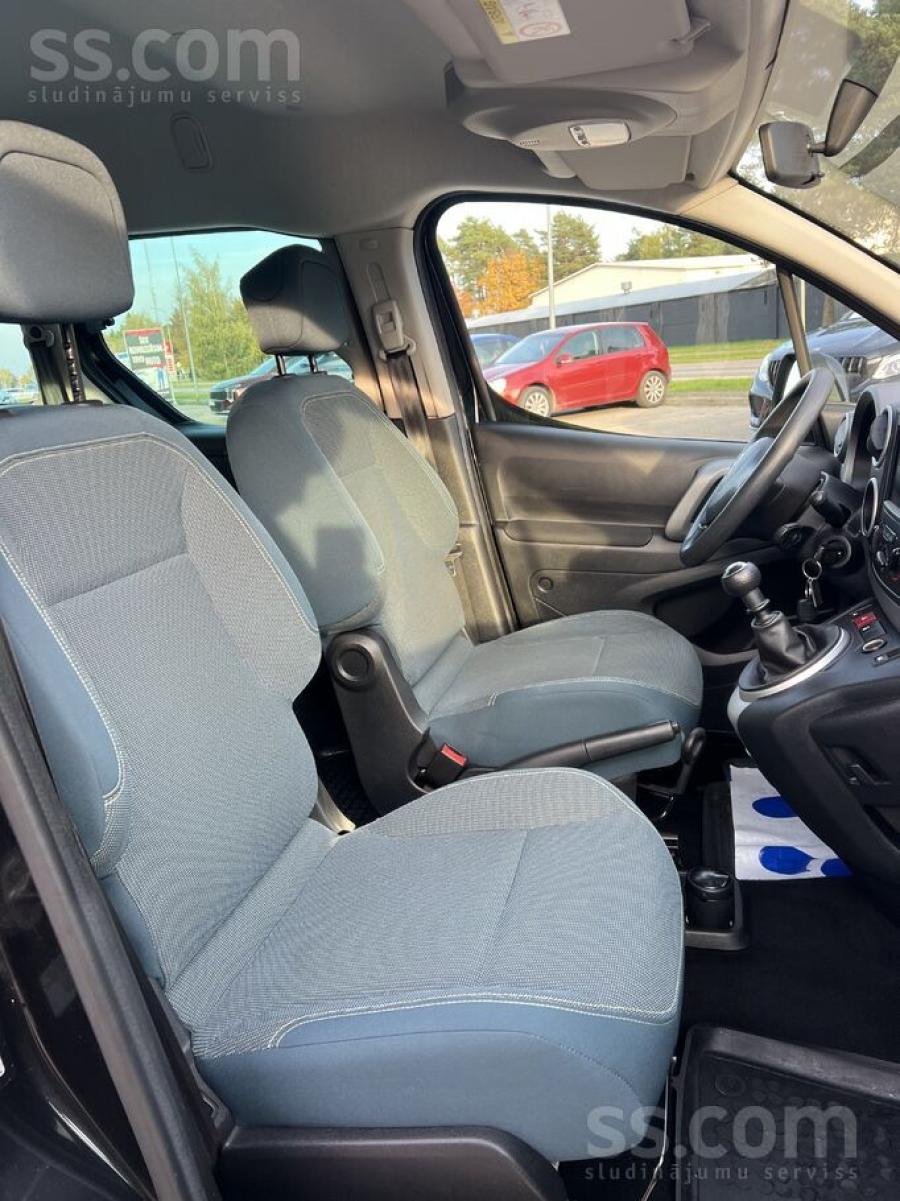 Melns Citroen Berlingo 2018 Jēkabpils, ar dzinēja tilpumu 1.60 L un nobraukumu 120 tūkst. km par 9990 €, foto 8 vietnē AUTOMOTO.COM.LV